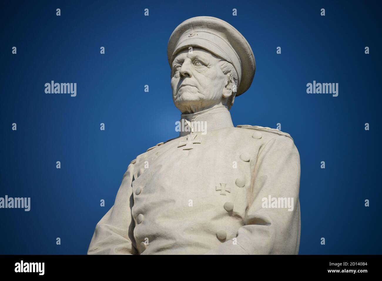 Monument, Helmuth Karl Bernhard von Moltke, big star, zoo, middle ...
