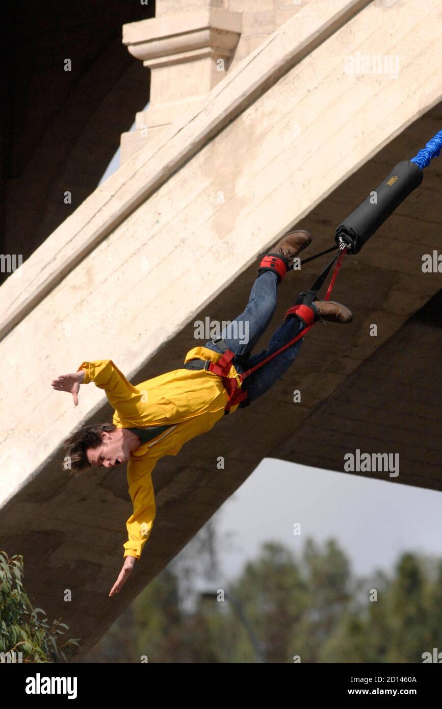 Bungee jumping bridge usa hi-res stock photography and images - Alamy