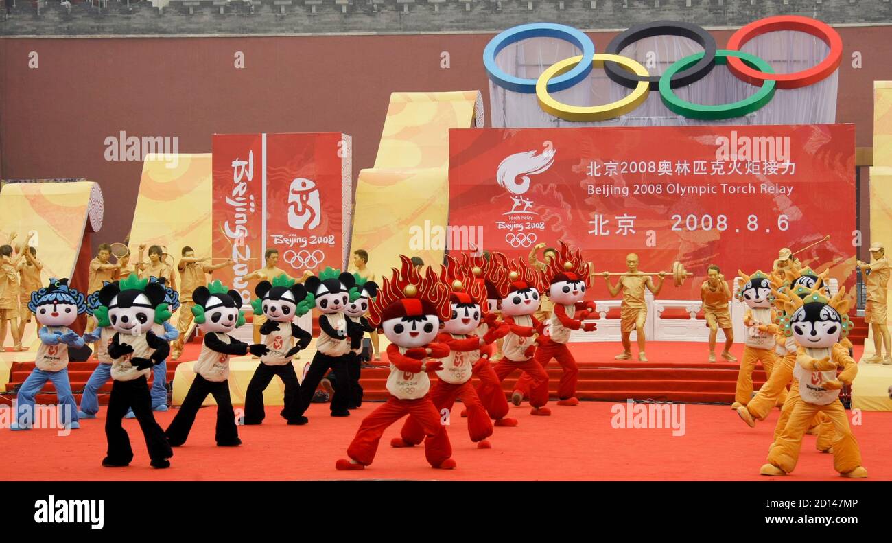 Beijing 2008 olympic mascots hi-res stock photography and images - Alamy