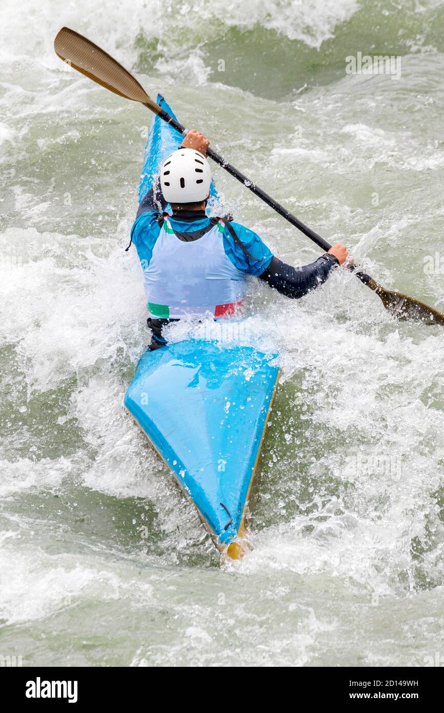 Sport water sports canoe hi-res stock photography and images - Alamy