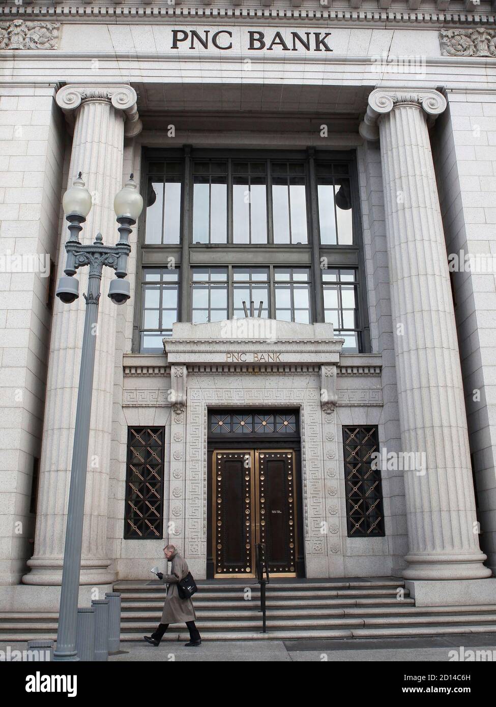 Pnc financial service hi-res stock photography and images - Alamy