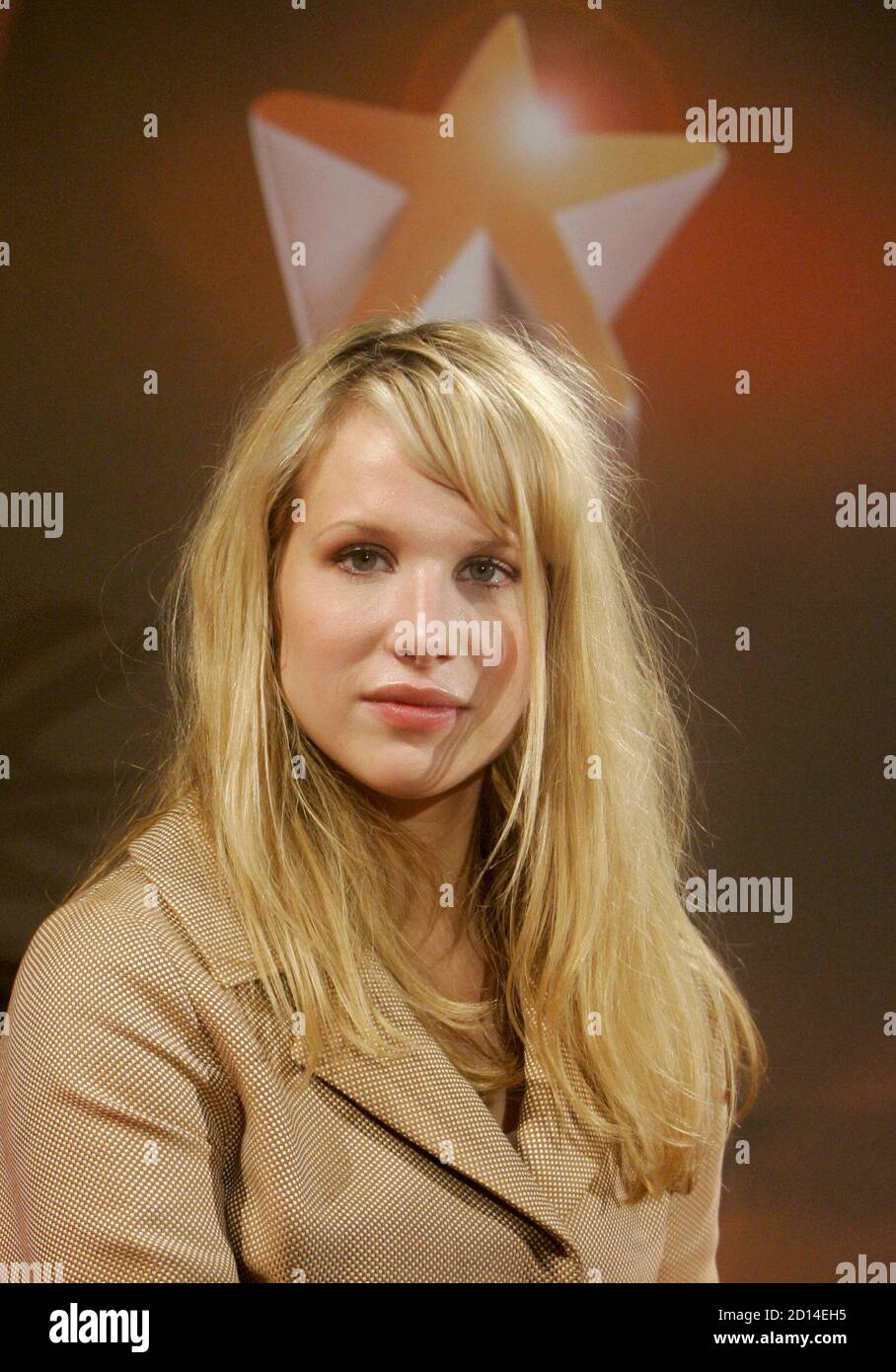 Actress Lucy Punch High Resolution Stock Photography and Images - Alamy