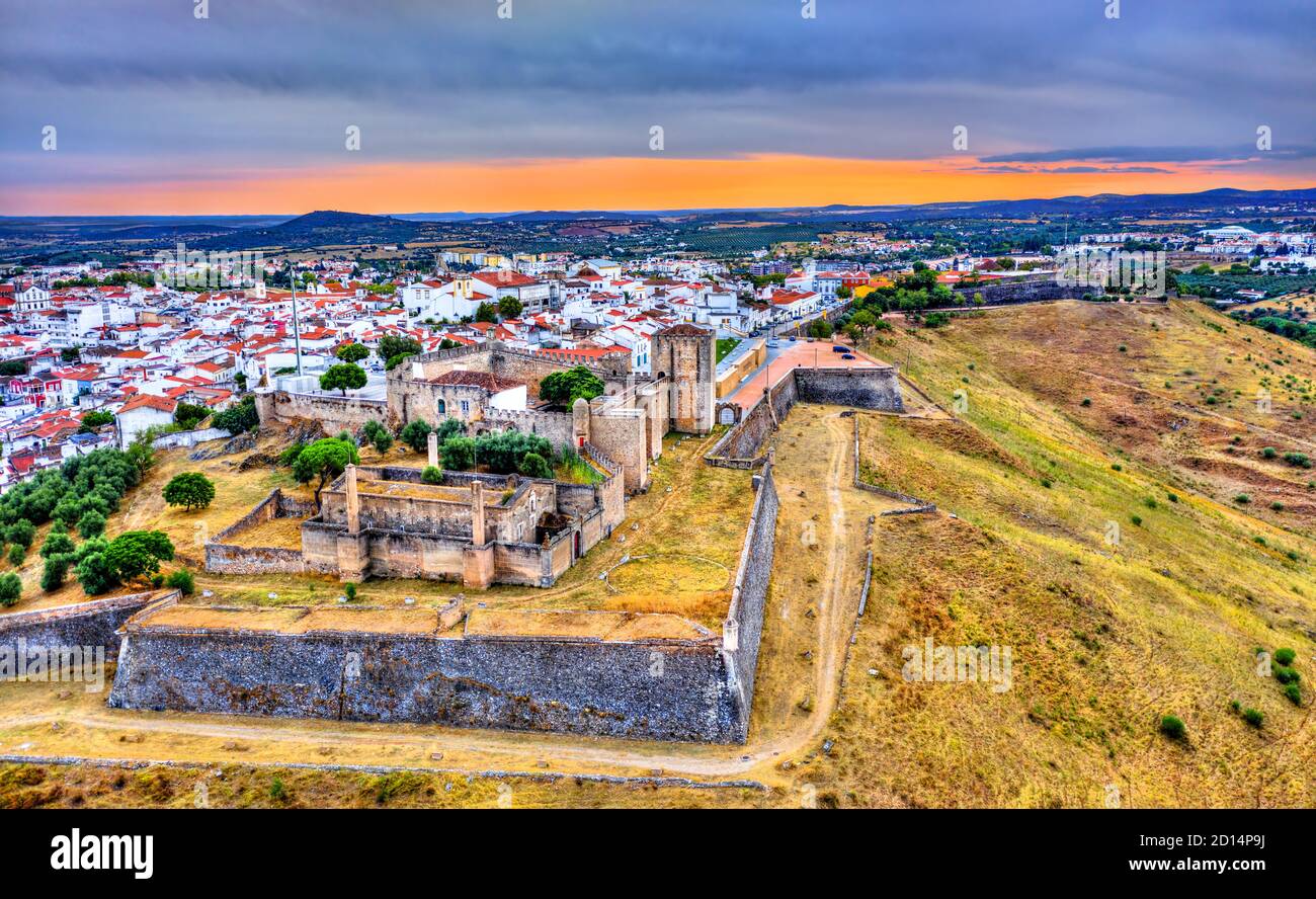 Elvas castle elvas alentejo portugal hi-res stock photography and ...