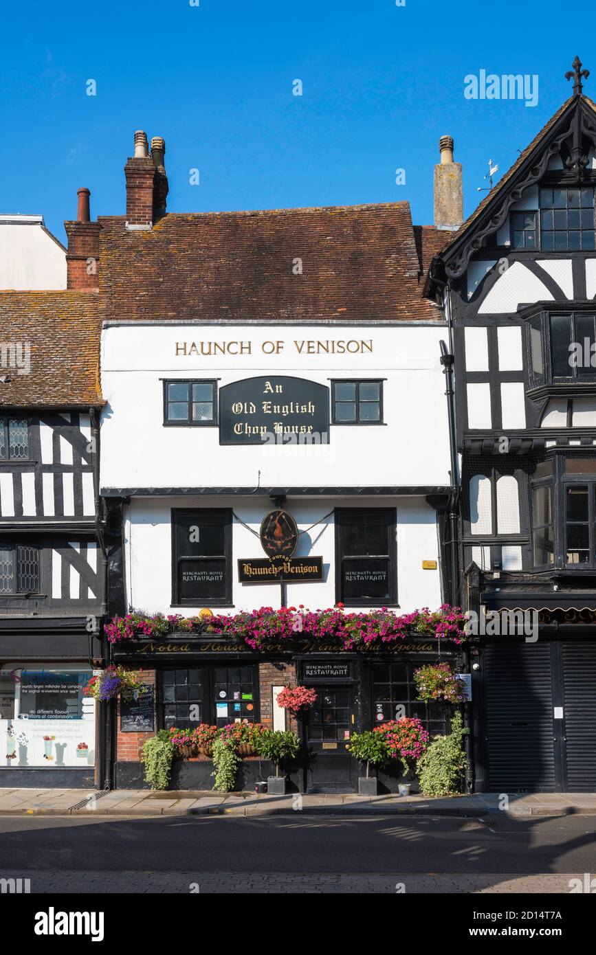 Traditional english british pub public house hi-res stock photography ...