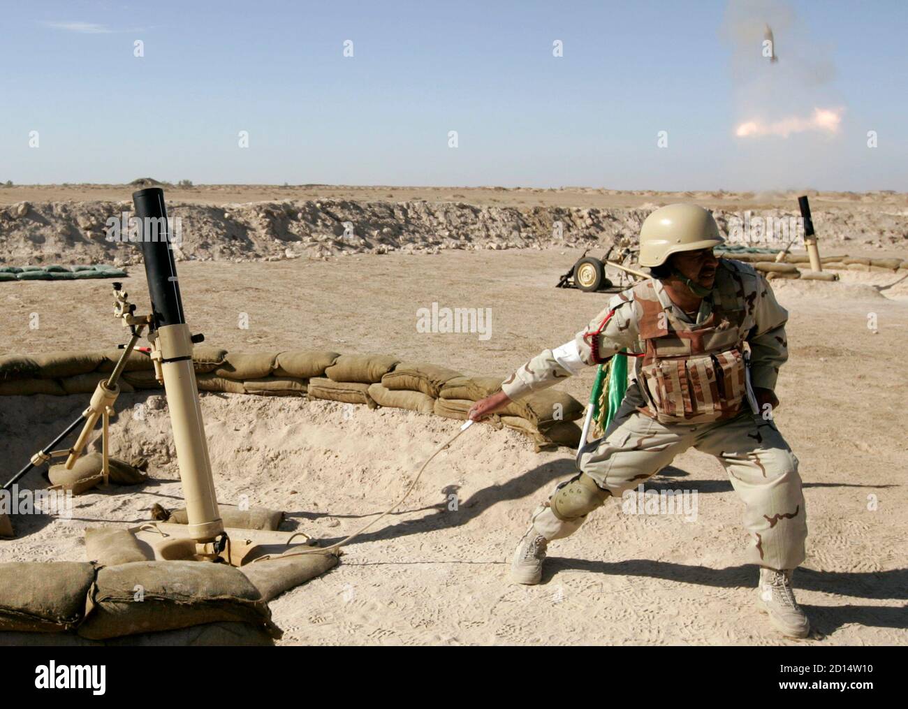 120mm Mortar High Resolution Stock Photography and Images - Alamy
