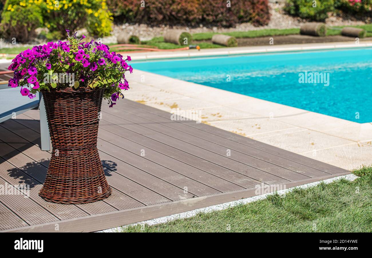 Home floral hi-res stock photography and images - Alamy