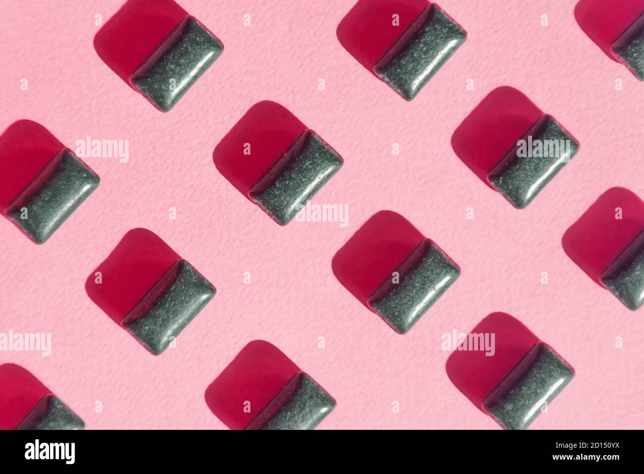 Chewing gum pads hi-res stock photography and images - Alamy