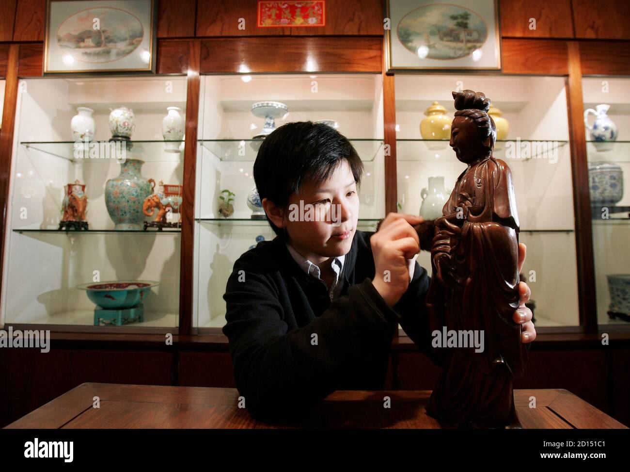 Kuan yin store hi-res stock photography and images - Alamy