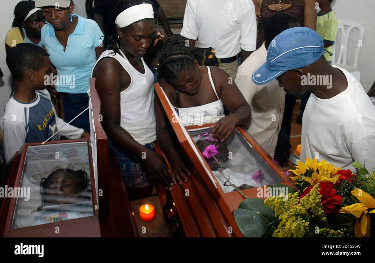 Colombian red cross hi-res stock photography and images - Alamy