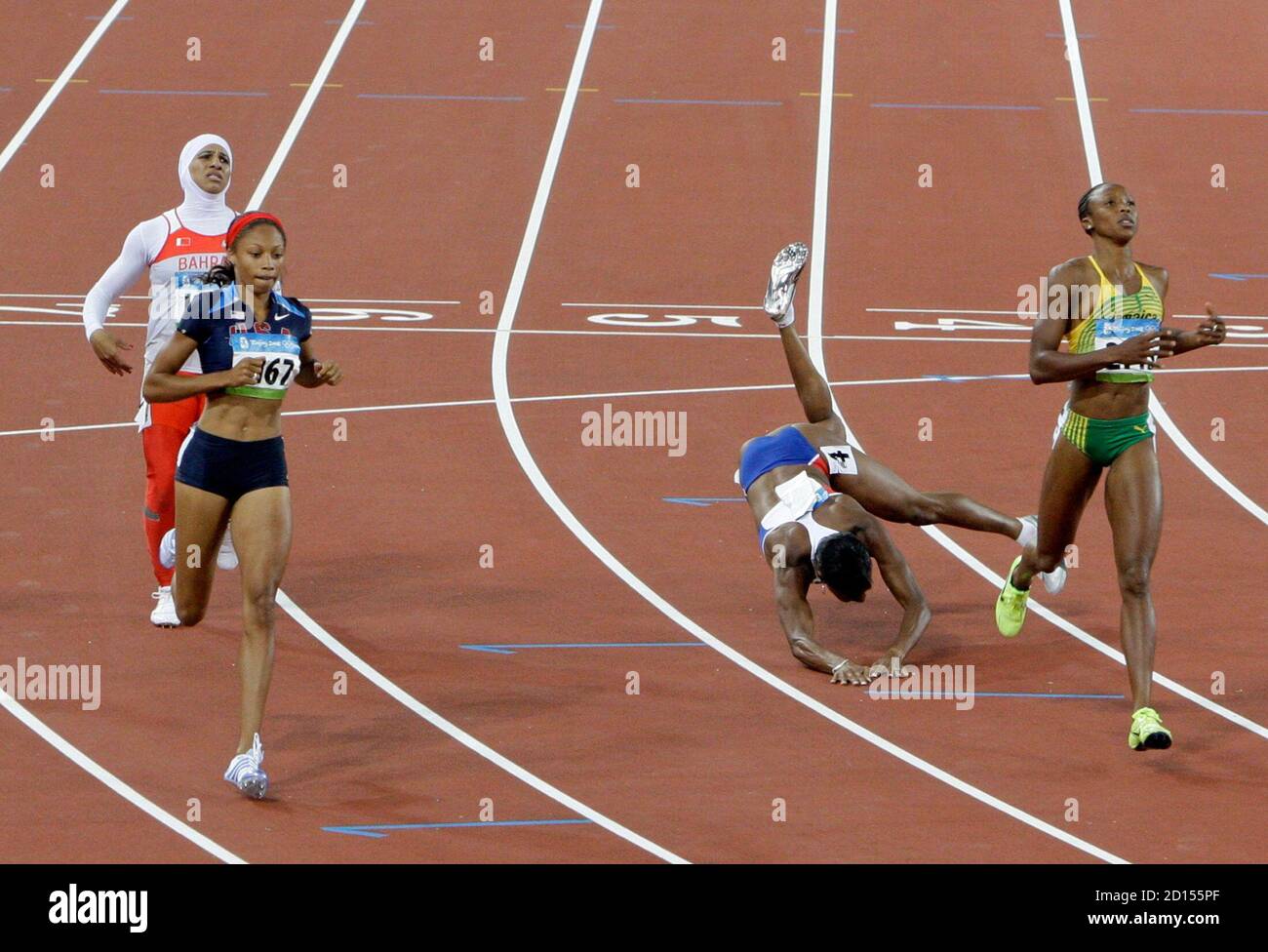 200m runner olympics hi-res stock photography and images - Alamy