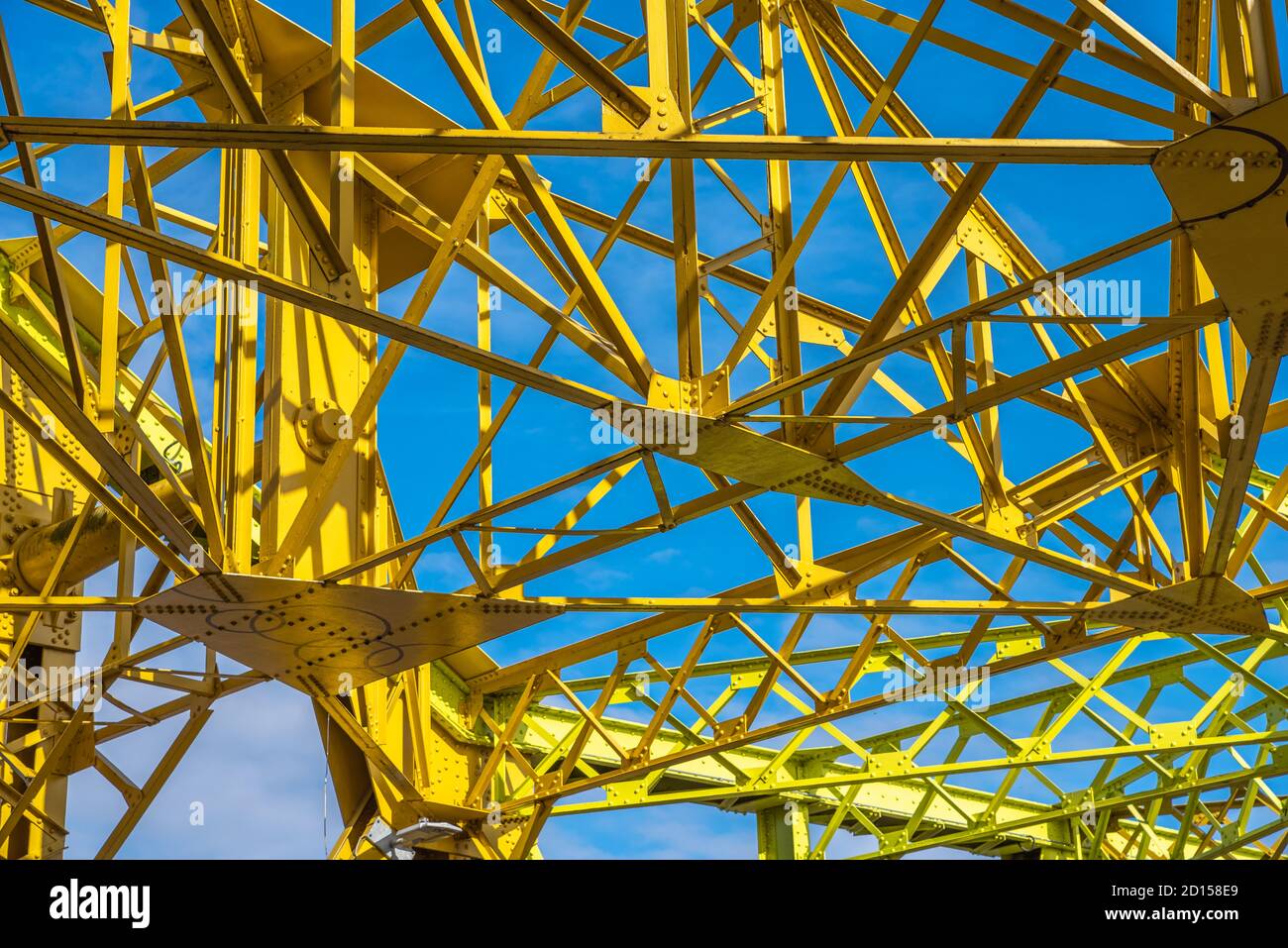 Yellow metal work Drypool bridge is a Scherzer-type rolling bascule ...
