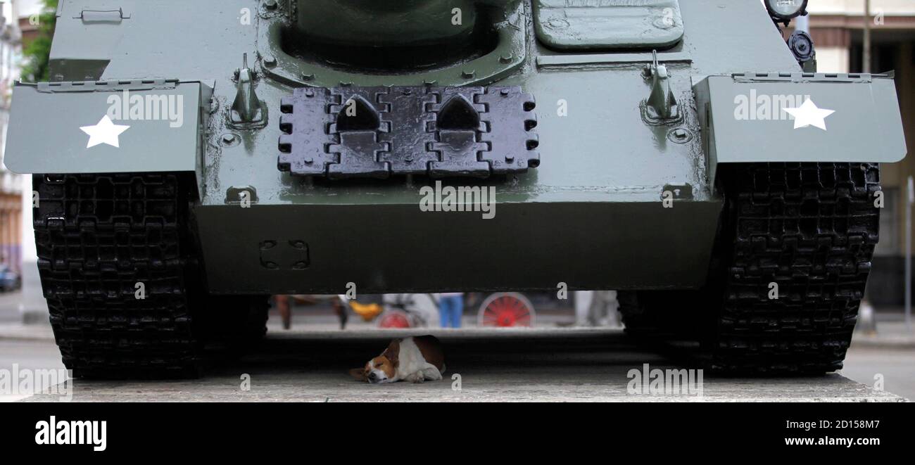 Tank of fidel castro hi-res stock photography and images - Alamy