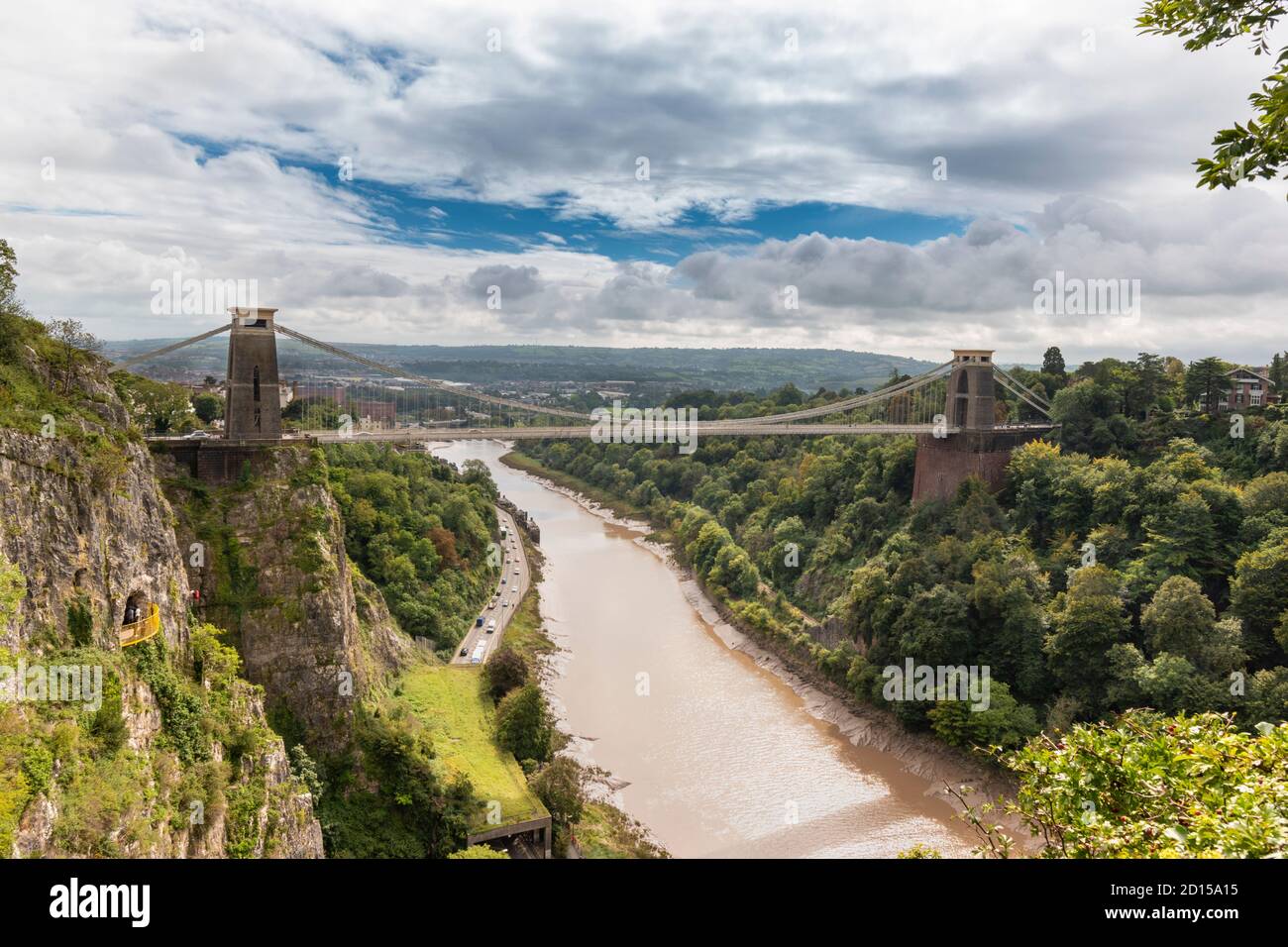 BRISTOL CITY CENTRE ENGLAND BRUNELS CLIFTON SUSPENSION BRIDGE OVER THE ...