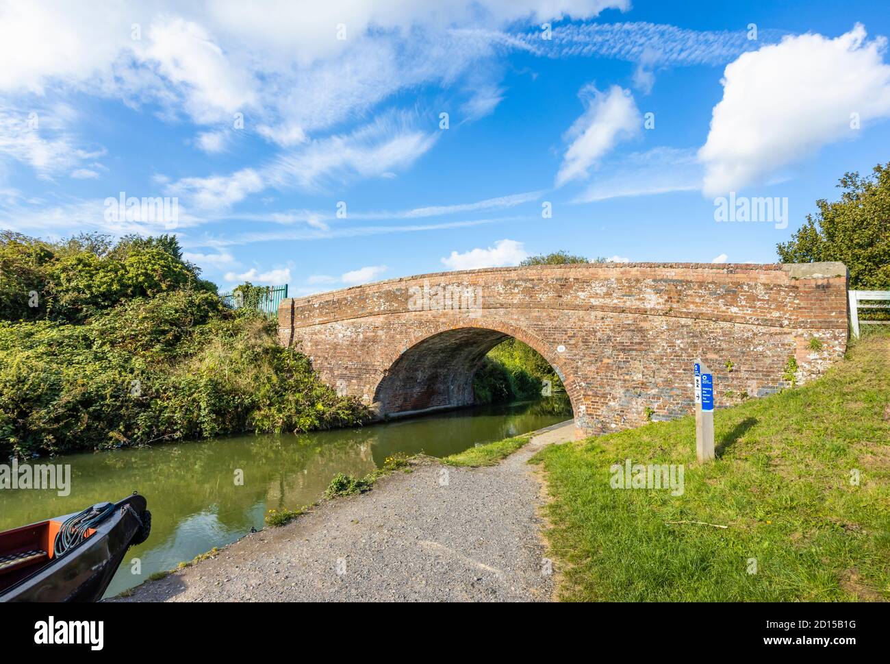 Brick paths hi-res stock photography and images - Alamy