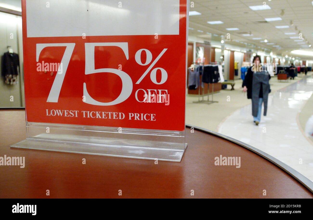 Landmark mall in alexandria hi-res stock photography and images - Alamy