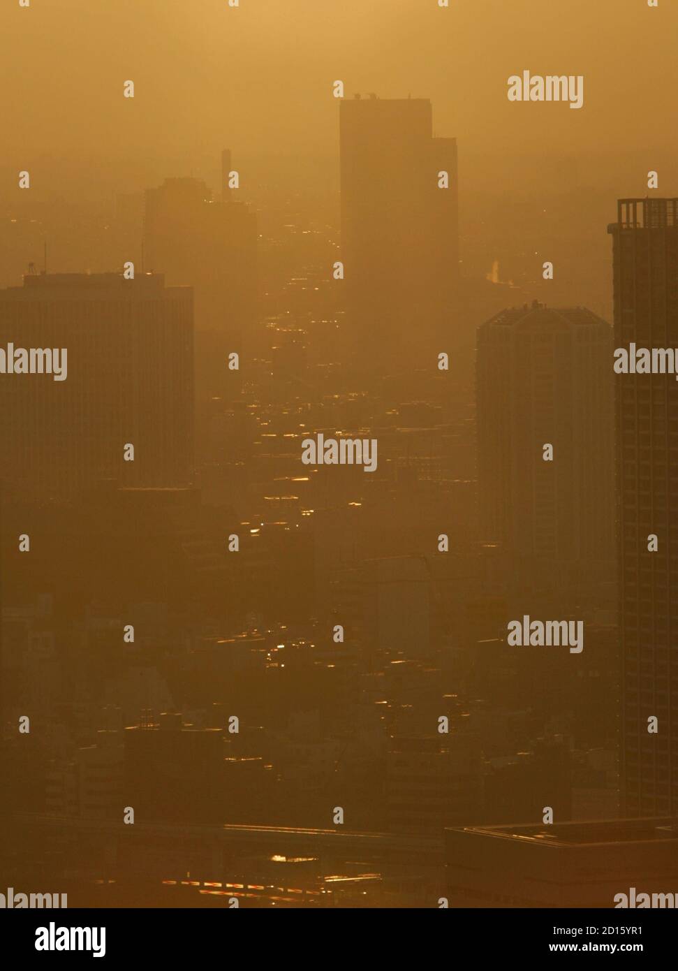 Japan air pollution hi-res stock photography and images - Alamy