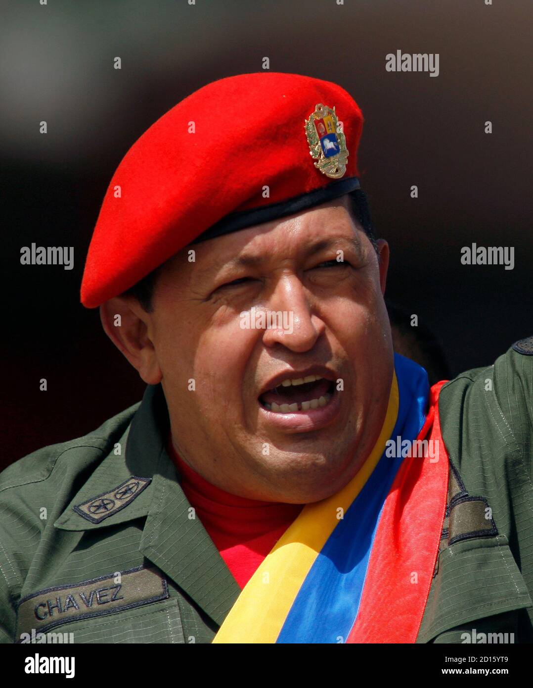 Hugo chavez uniform hi-res stock photography and images - Alamy