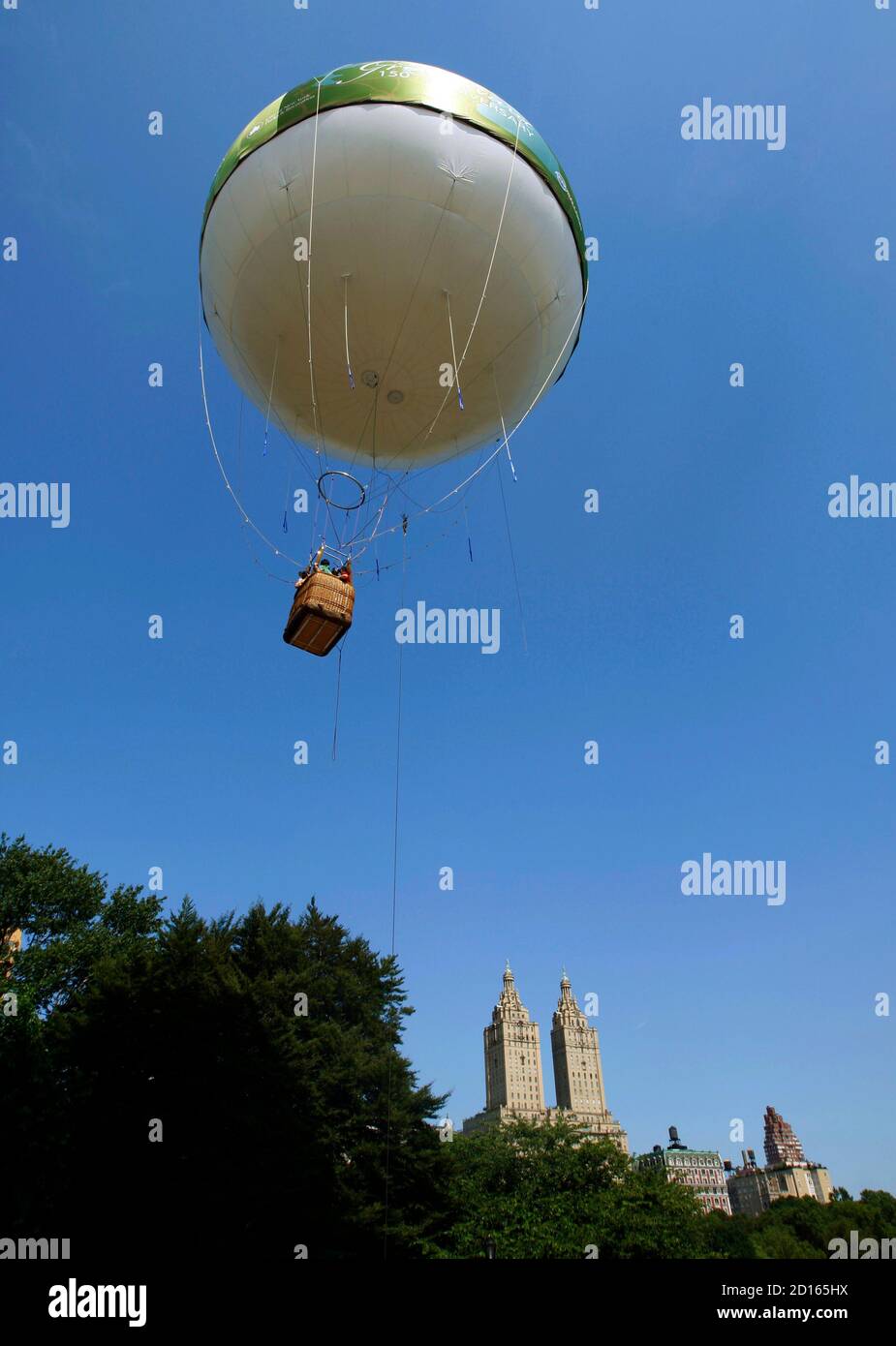 Helium balloon rides hi-res stock photography and images - Alamy