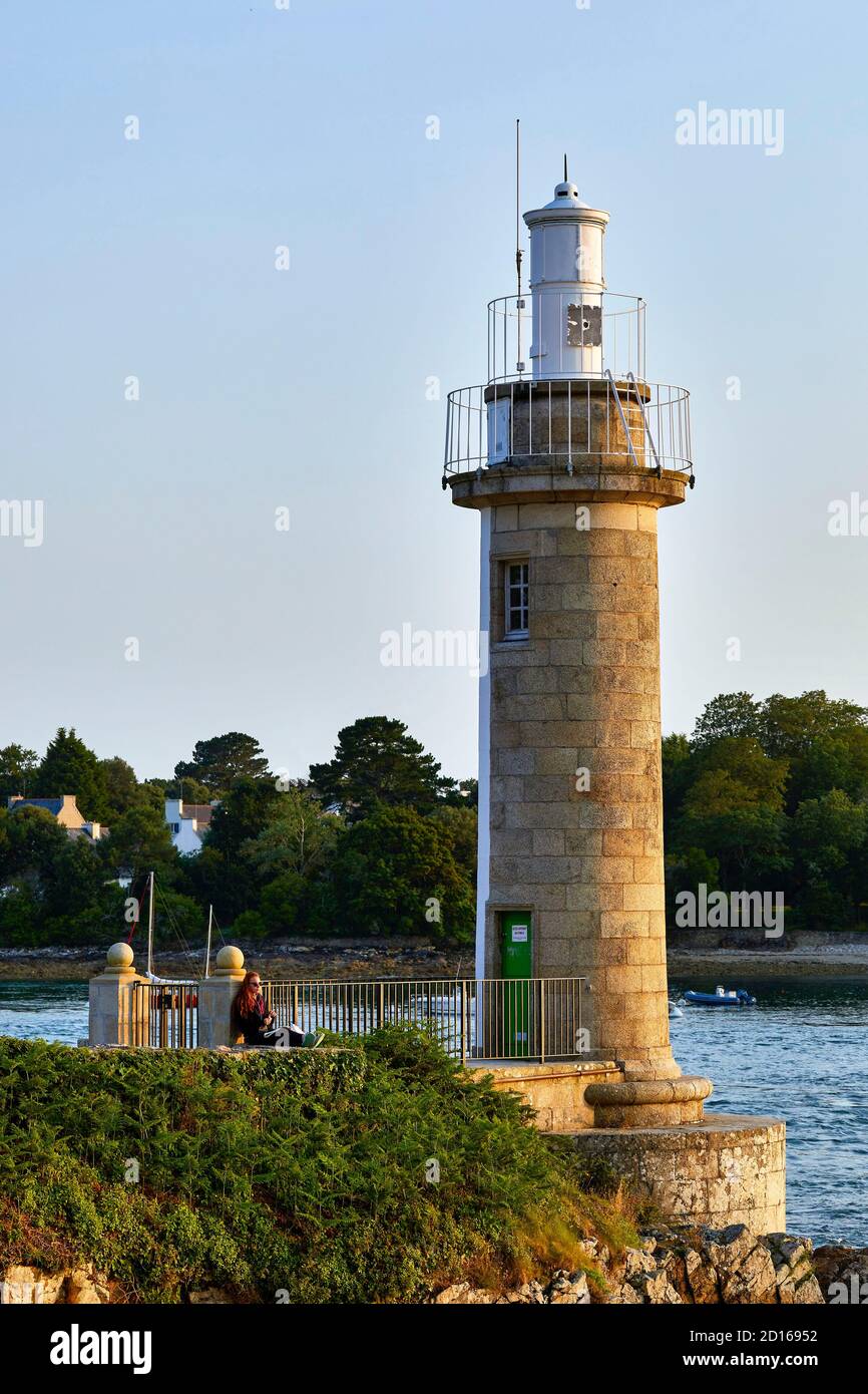 Le le coq lighthouse hi-res stock photography and images - Alamy