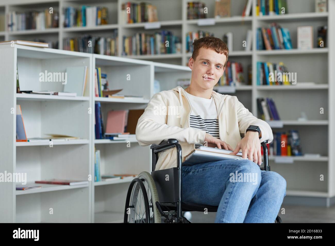Handicapped student library hi-res stock photography and images - Alamy