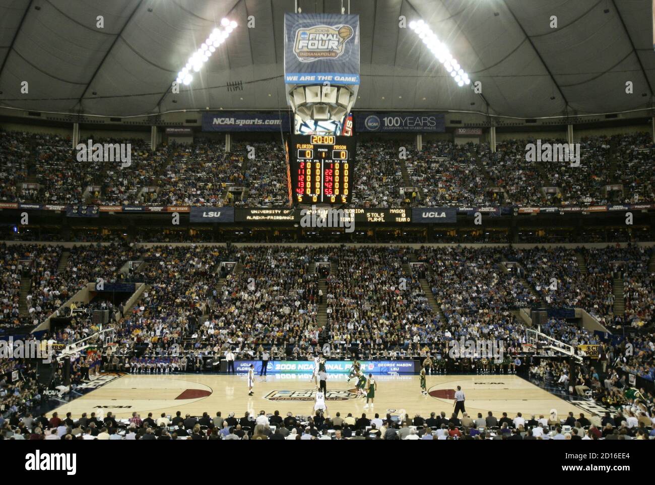 George mason patriots mens basketball hi-res stock photography and ...