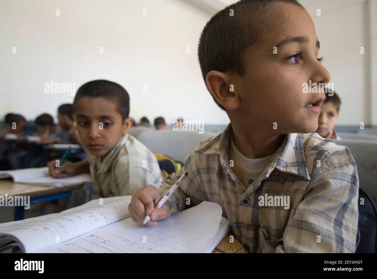 2003 iran earthquake hi-res stock photography and images - Alamy