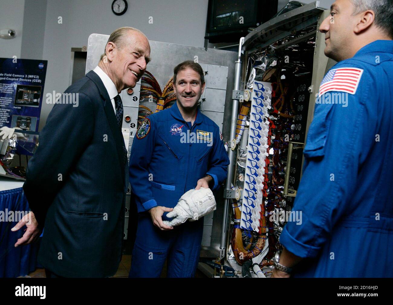 Nasa training pool 2007 hi-res stock photography and images - Alamy