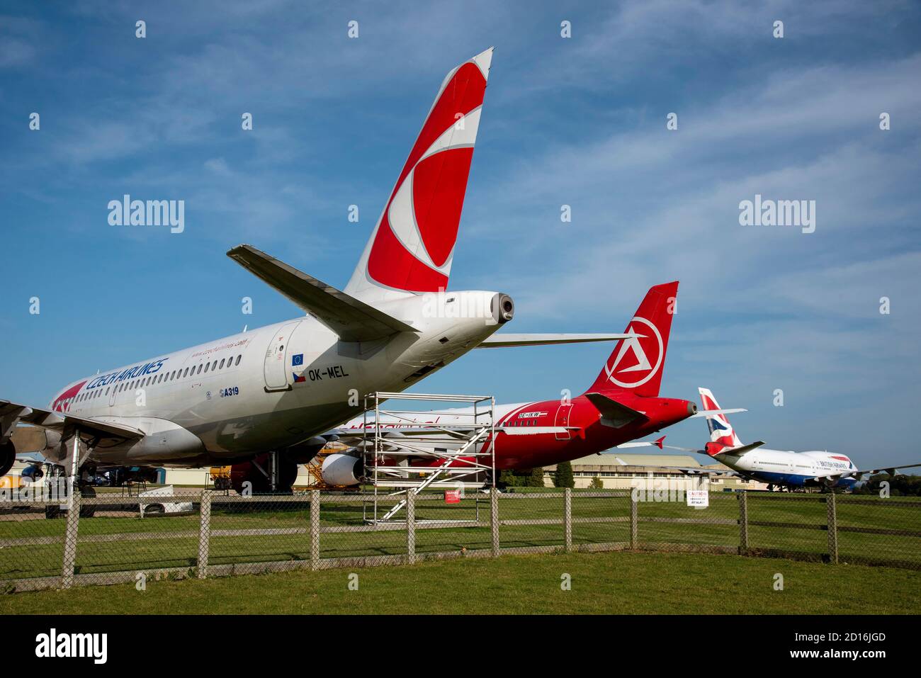 Aircraft spares hi-res stock photography and images - Alamy