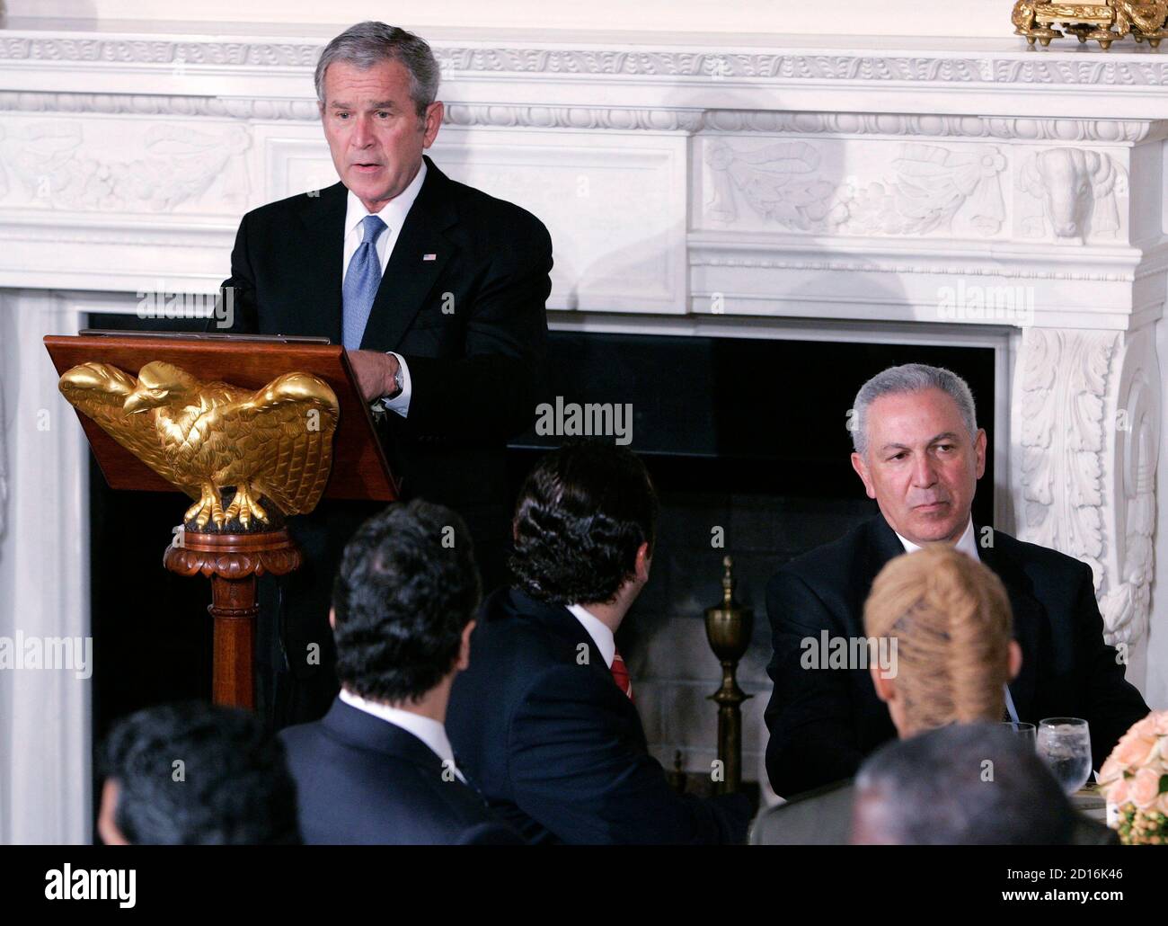 George bush muslim leaders hi-res stock photography and images - Alamy