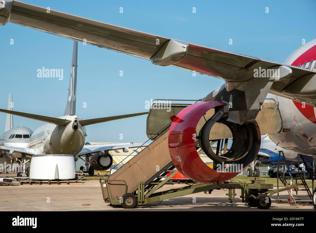Parts of jet engine hi-res stock photography and images - Alamy