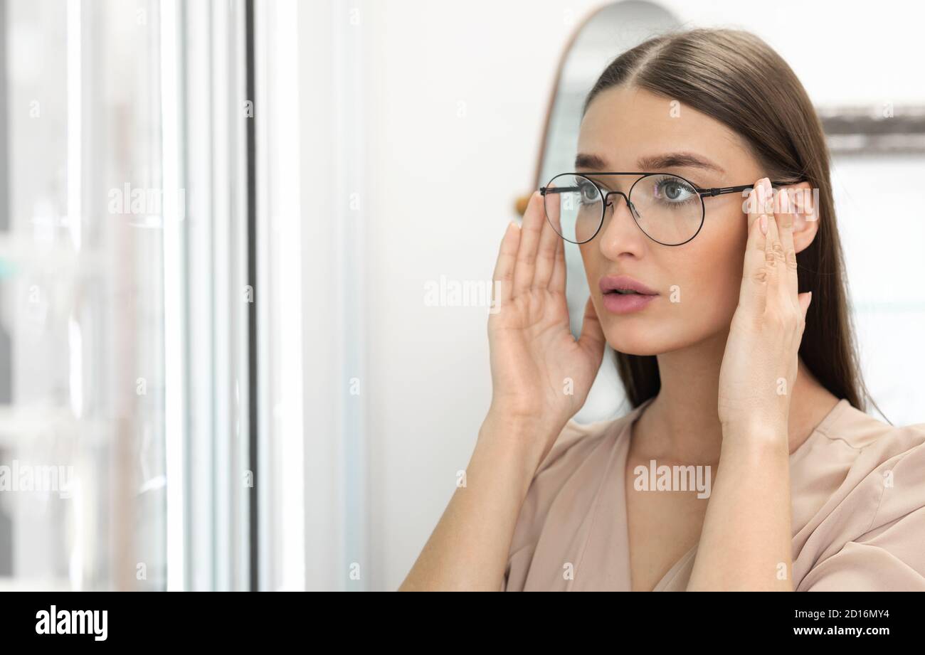 Beautiful woman wearing spectacles hi-res stock photography and images ...