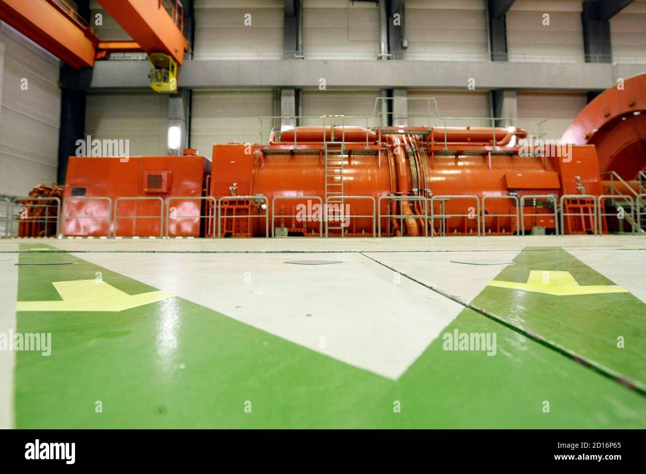 Uranium rods in a nuclear reactor hi-res stock photography and images ...