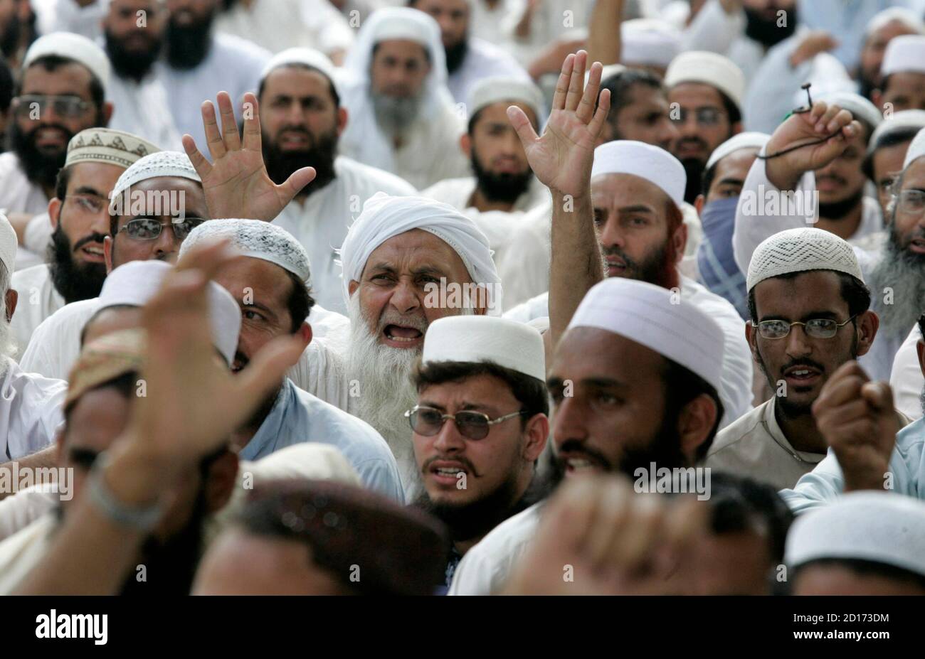 Lal masjid islamabad hi-res stock photography and images - Alamy