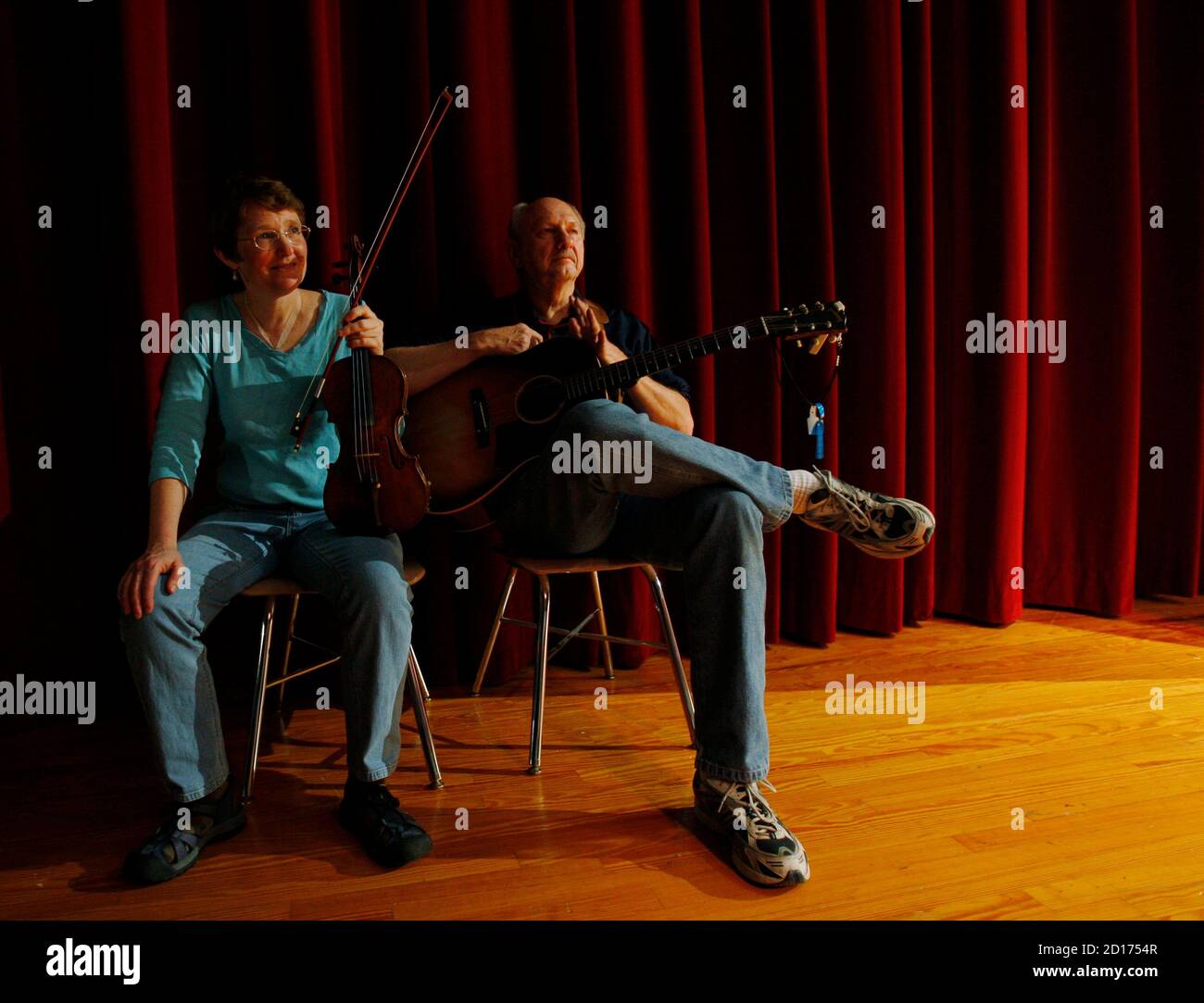 Banjo taylor hi-res stock photography and images - Alamy