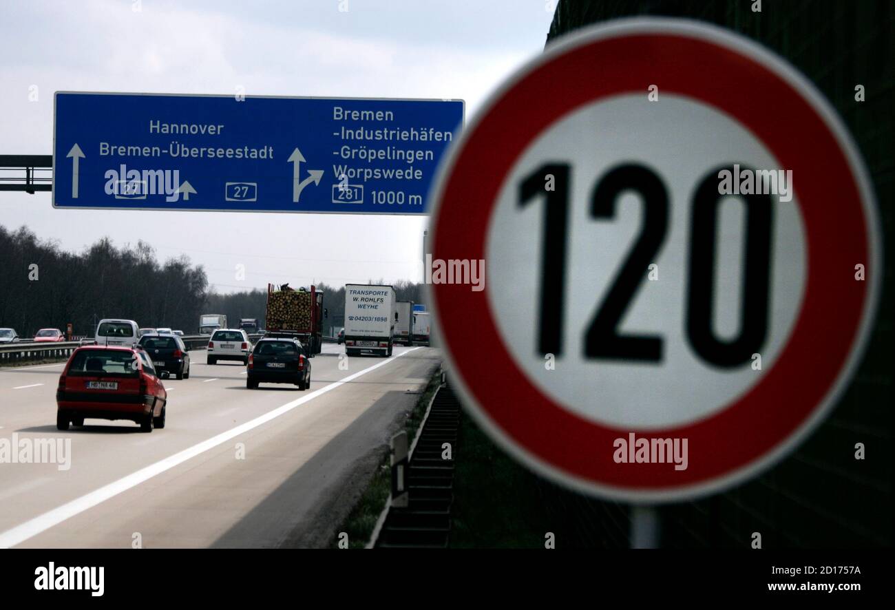 Speed limit 120 hi-res stock photography and images - Alamy