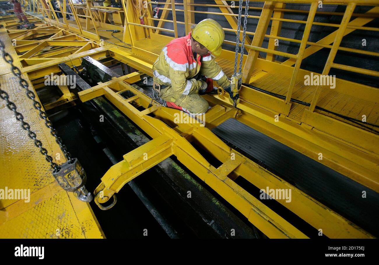 Tunnel drilling machine hi-res stock photography and images - Alamy