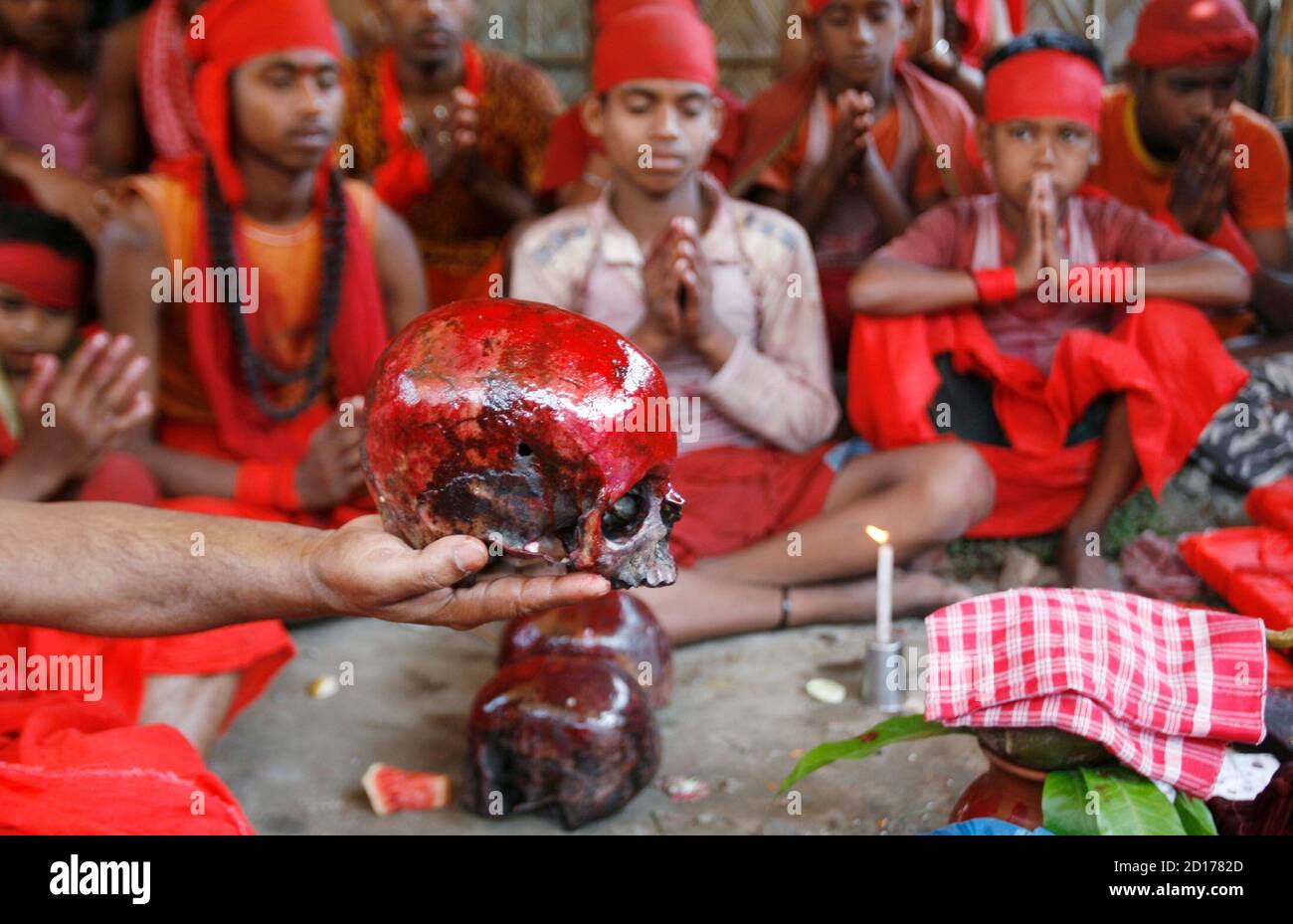 Human skull indian hi-res stock photography and images - Alamy