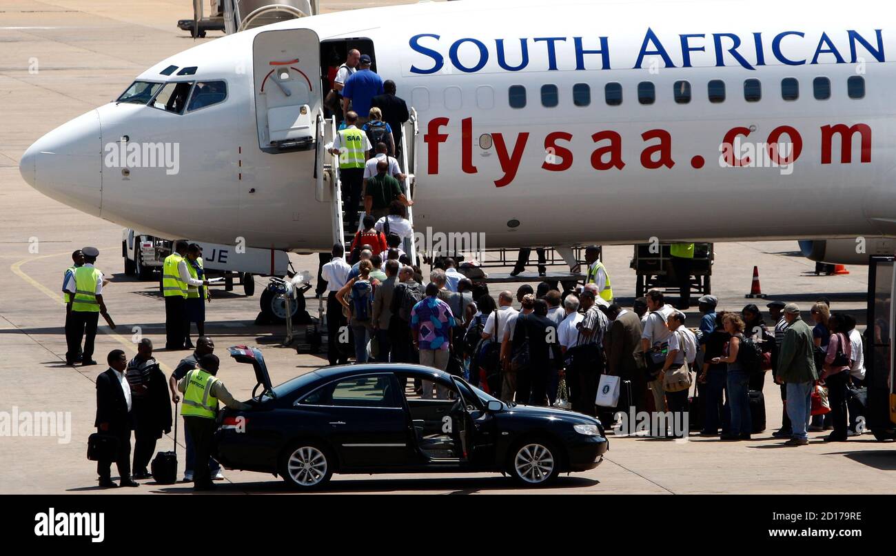 Transport in malawi hi-res stock photography and images - Alamy