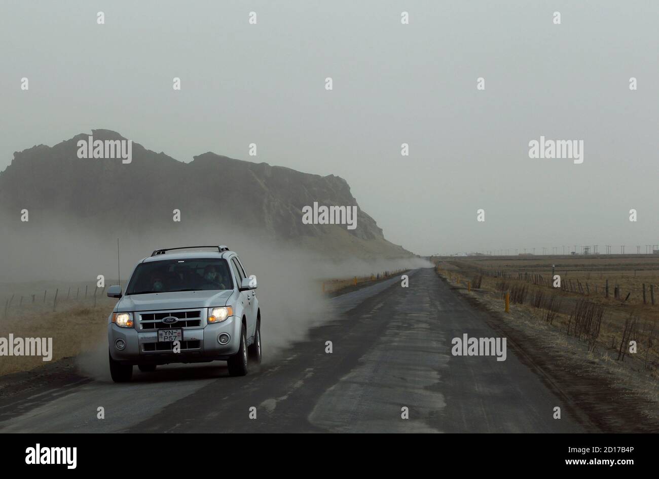Volcano breathing hi-res stock photography and images - Alamy