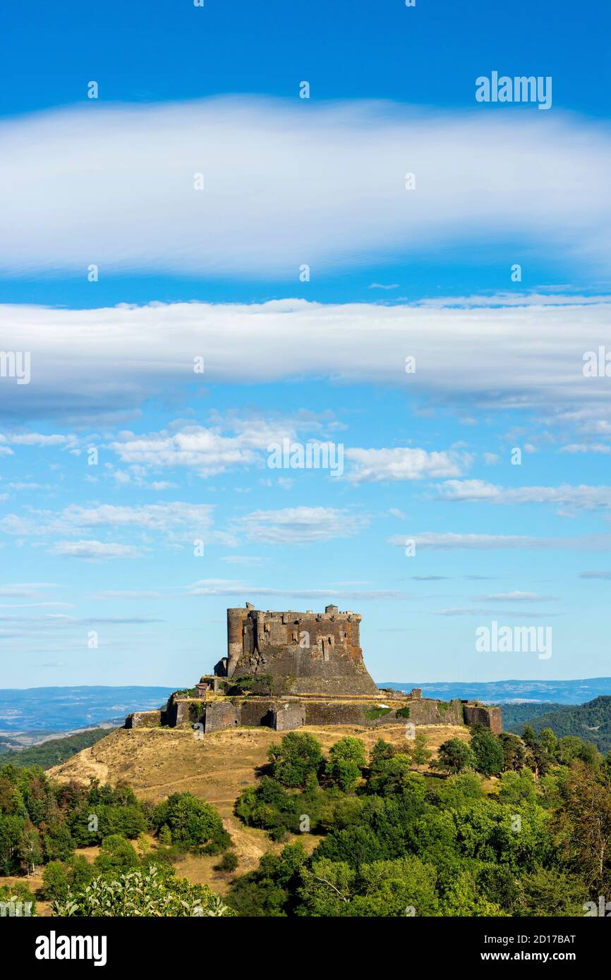 Murol castle, Volcanoes of Auvergne Regional Nature Park, Puy de Dome ...