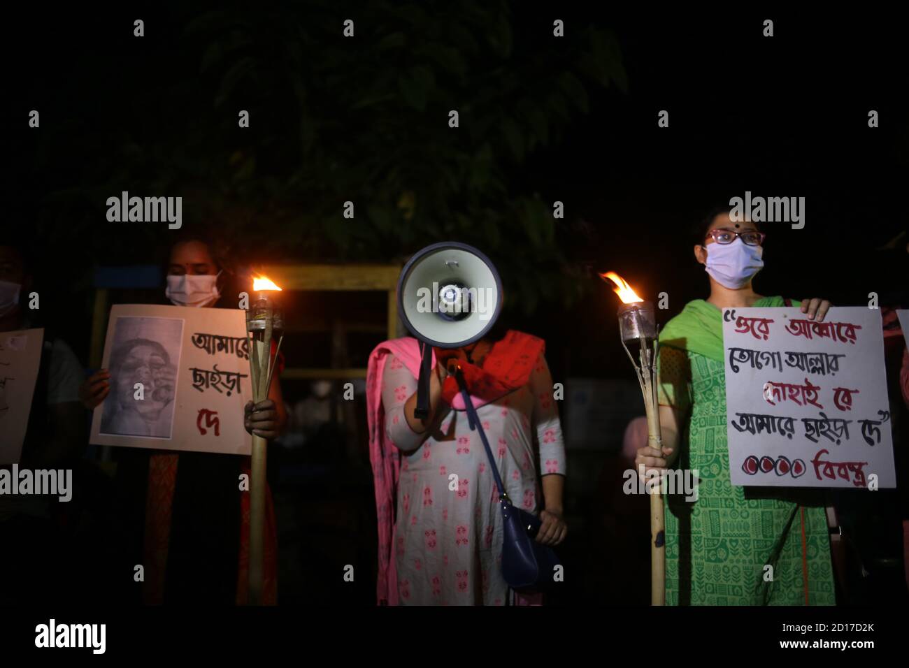 Dhaka, Dhaka, Bangladesh. 5th Oct, 2020. Women are chanting anti-rape ...