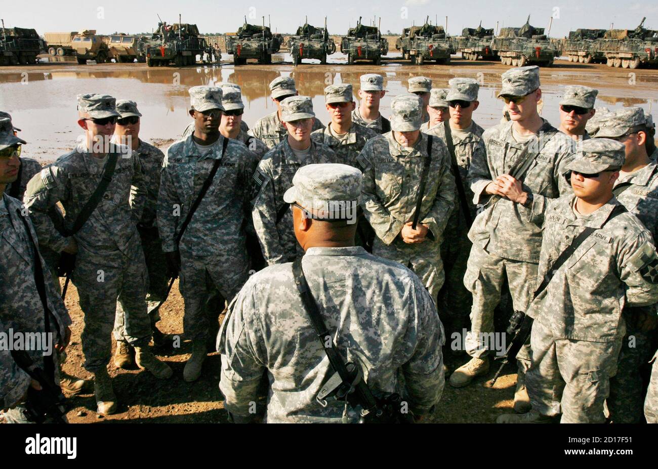 Platoon Sergeant High Resolution Stock Photography and Images - Alamy