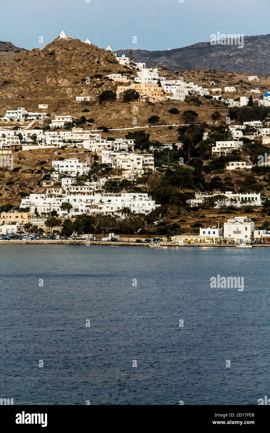 Chora village on ios island hi-res stock photography and images - Alamy