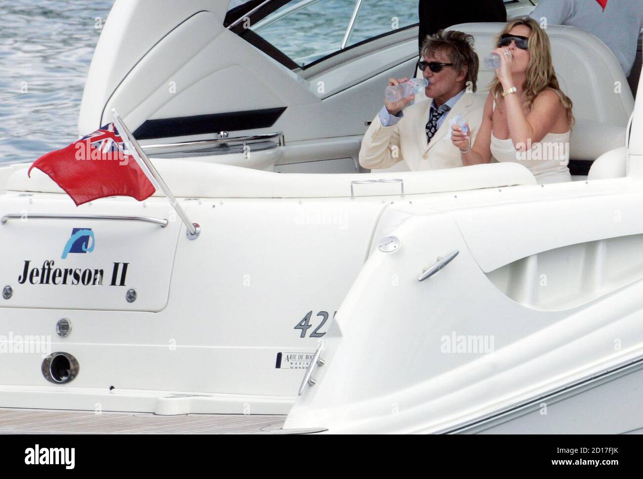 Penny lancaster model hi-res stock photography and images - Alamy