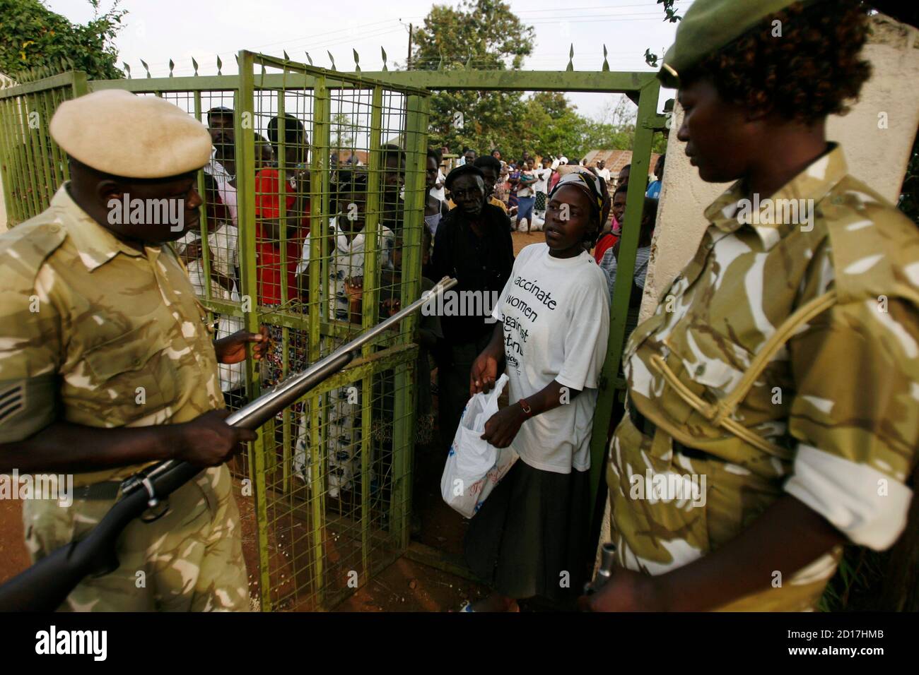 Luo Tribe High Resolution Stock Photography and Images - Alamy