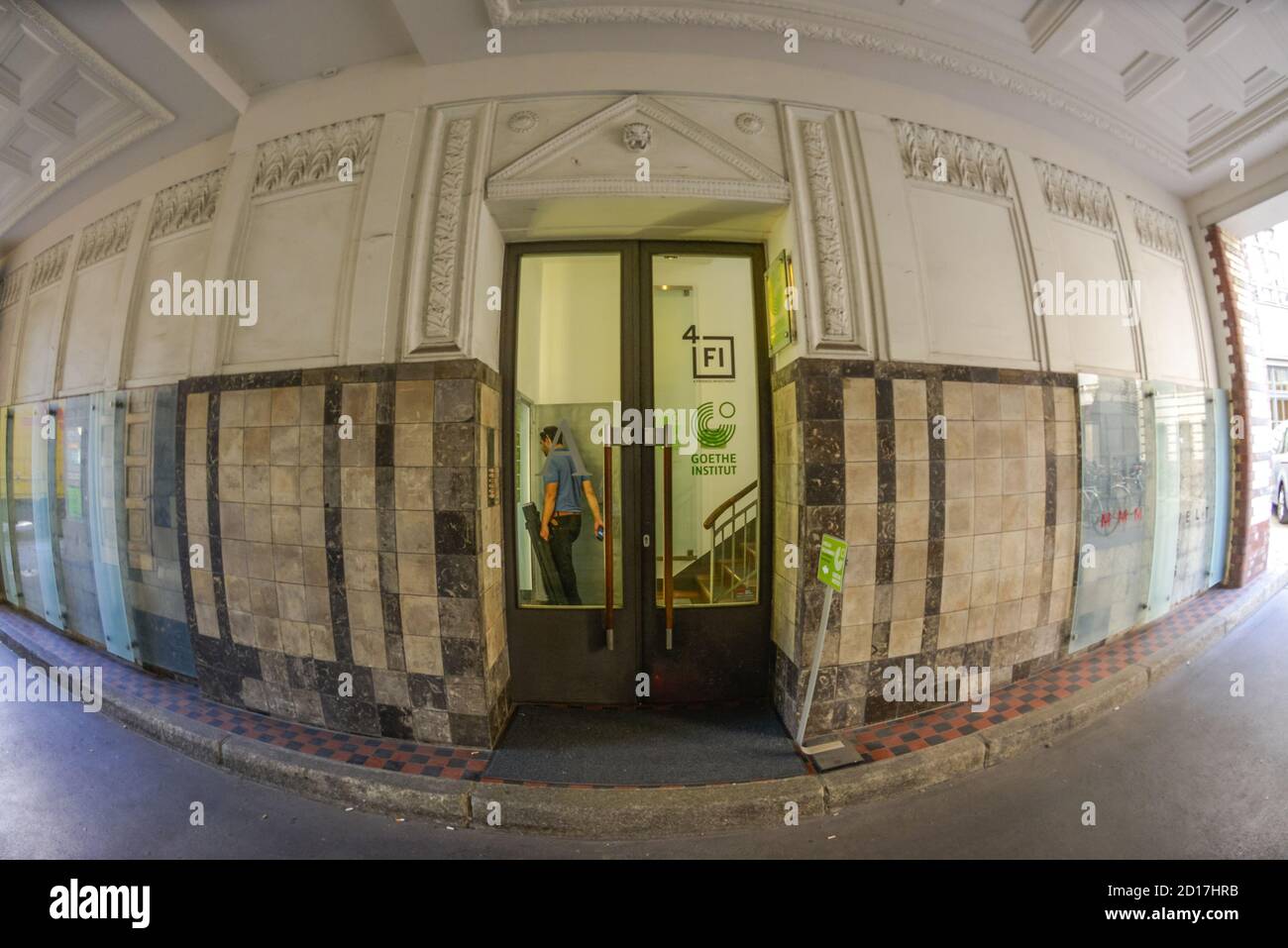 Goethe institut berlin hi-res stock photography and images - Alamy