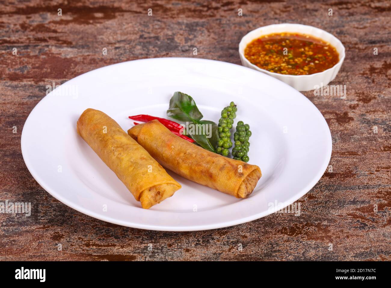 Deep fried spring roll with prawn and cabbage Stock Photo - Alamy