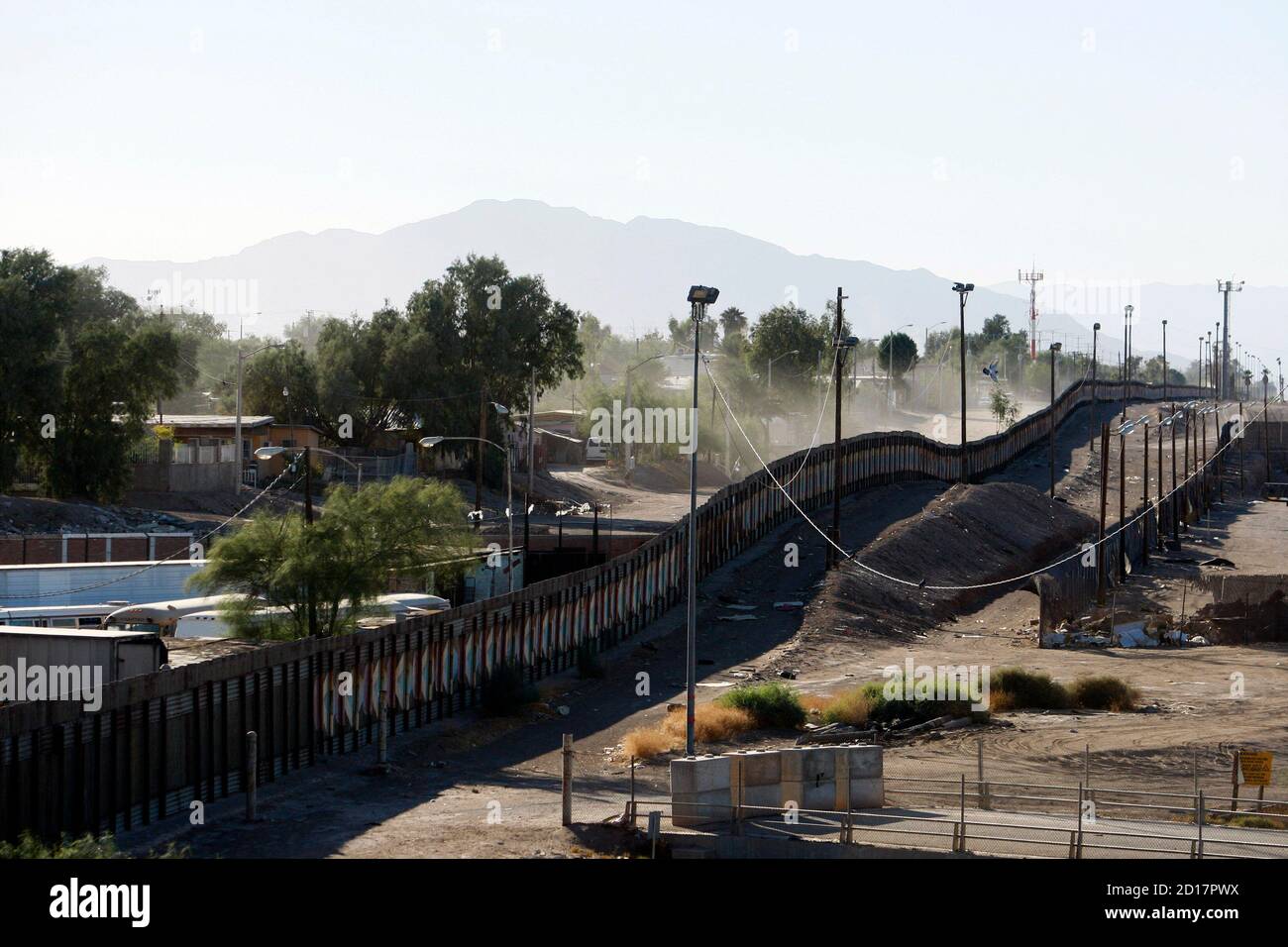 Mexicali border hi-res stock photography and images - Alamy