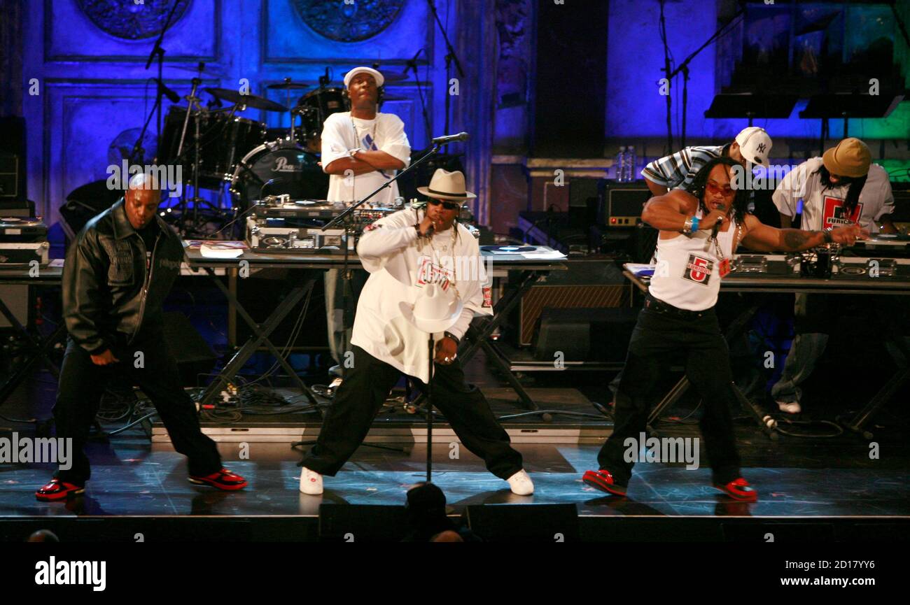 Grandmaster flash hi-res stock photography and images - Alamy