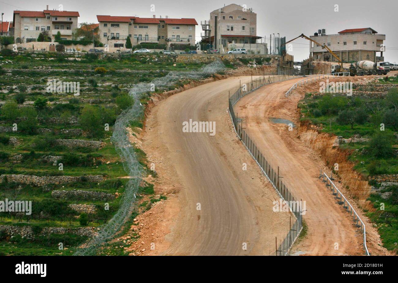 Deep trench hi-res stock photography and images - Alamy